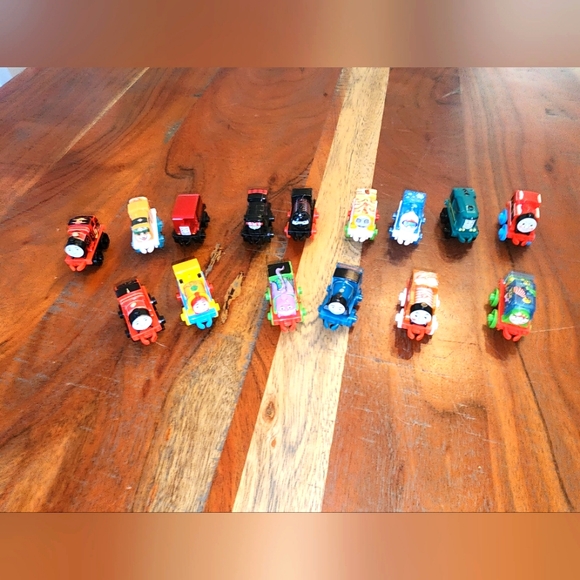 Mattel | Toys | Lot Of 5 Thomas The Tank Engine Train Friends Minis ...